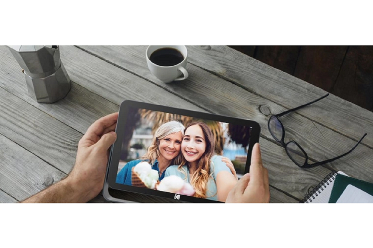 Buy Kodak RWF-109 10 Inch Wi-Fi Rechargeable Digital Photo Frame with 32GB Internal Memory and ...
