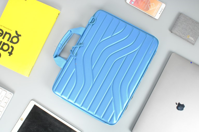 Buy SwissTech 15.6-inch Laptop Carry Case - Blue | Harvey Norman AU